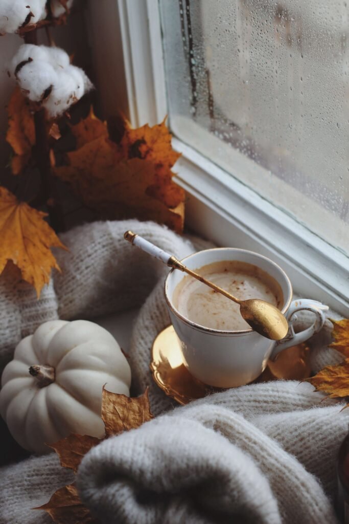 17 Easy Ways to Make your Home Smell like Fall - Mindful Hues