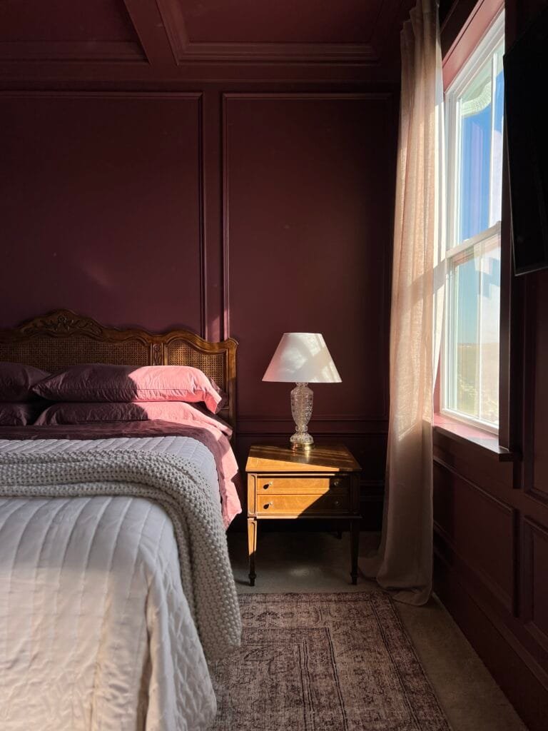 How to Create a Color-Drenched Bedroom Without Overwhelming Your Senses
